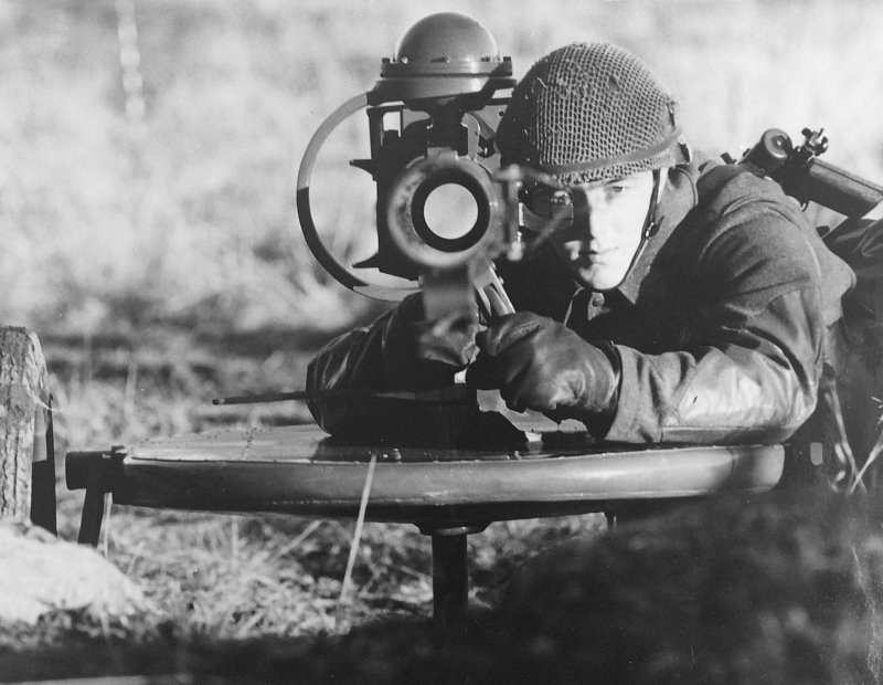 9 cm pvpj 1110, InfSS Rosersberg, november 1957 - Bilder ur Försvarets ...